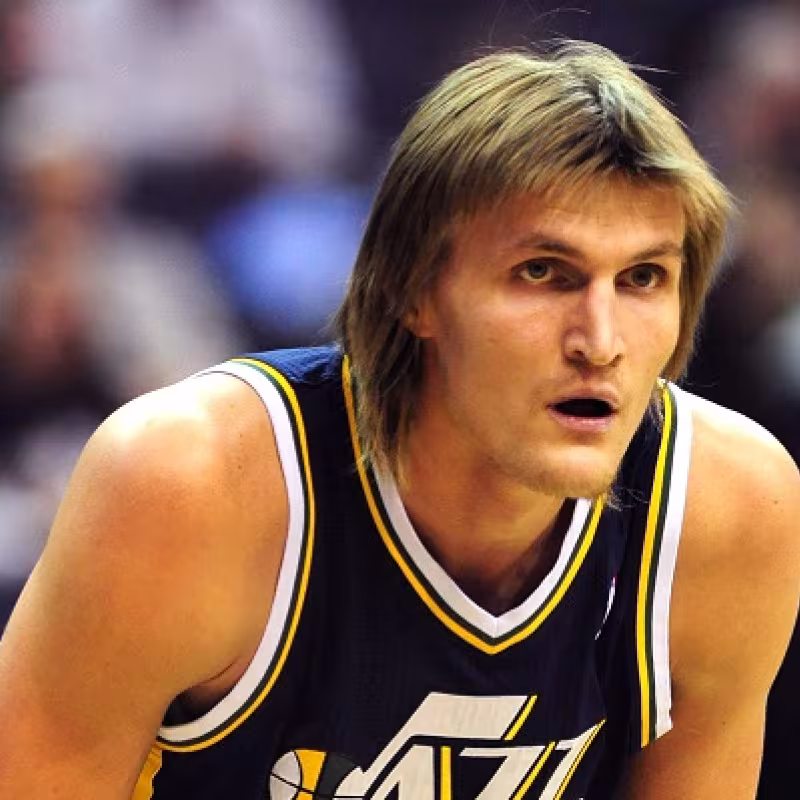 Kirilenko ficha por Minnesota Timbervolwes