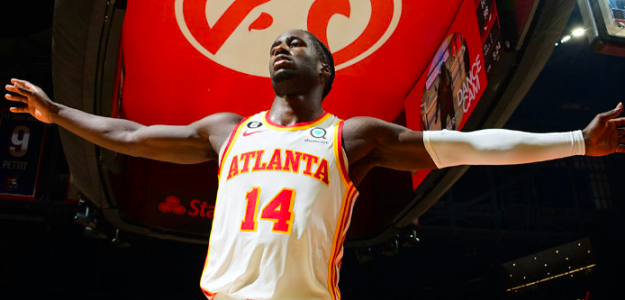 AJ Griffin vuelve a darle una victoria a los Hawks sobre la bocina ...