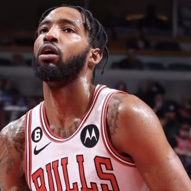 Fichajes NBA: Derrick Jones Jr se une a los Mavs de Doncic e Irving ...