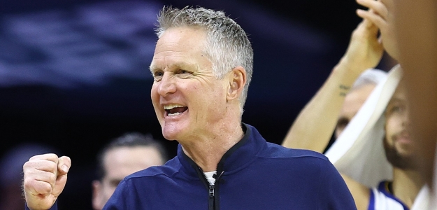 Steve Kerr reveals the new starting shooting guard of the Warriors ...