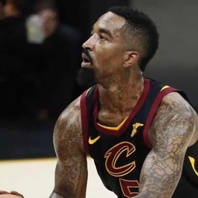 JR Smith reveals the trade that made him cry when he was in the NBA ...