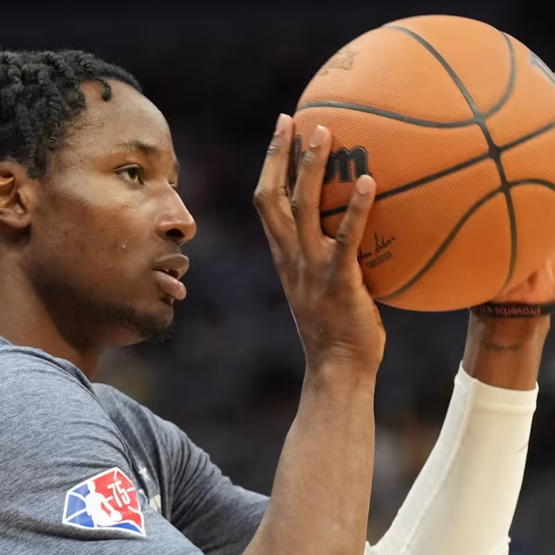 Los Golden State Warriors buscan un pívot y miran a Brooklyn