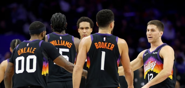 The player that the Suns have cut just 3 weeks after signing him ...